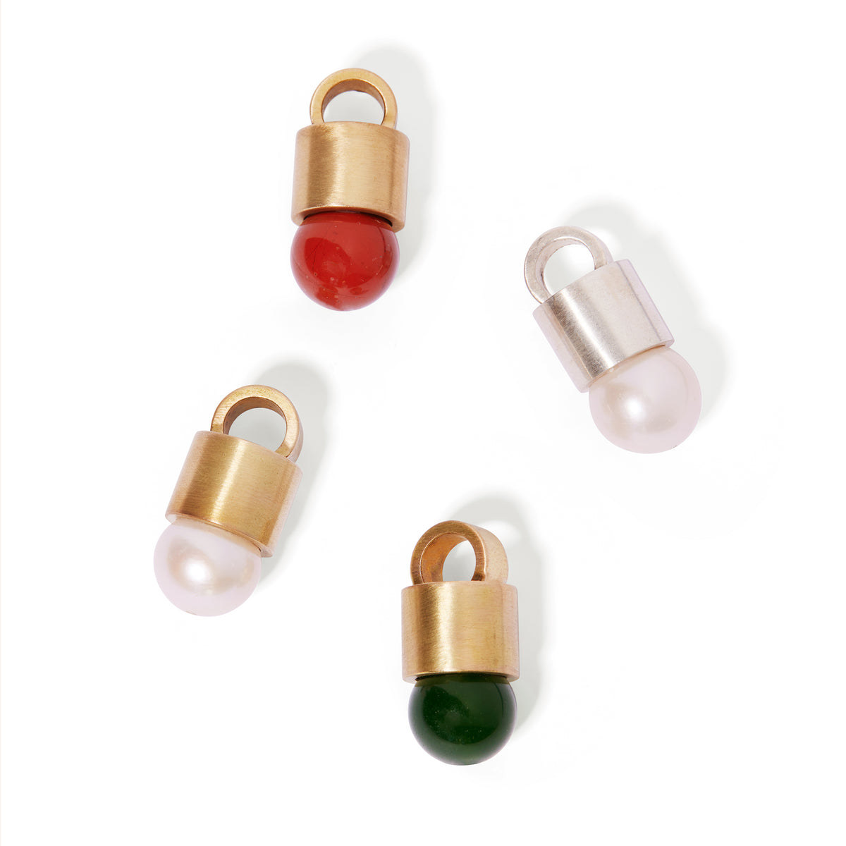 Brass Moon Pendant – iloni